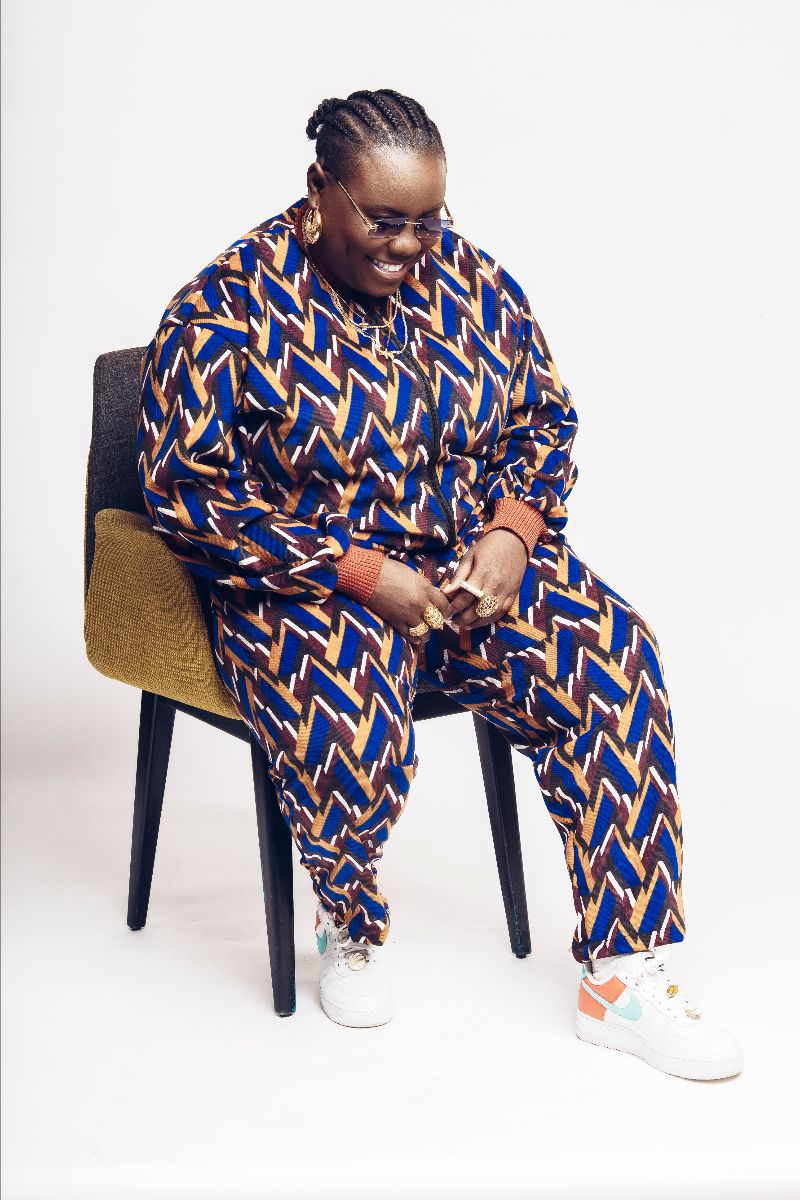 AFRICAN SUPERSTAR, TENI THE ENTERTAINER STUNS IN NEW PICTURES AHEAD OF ...