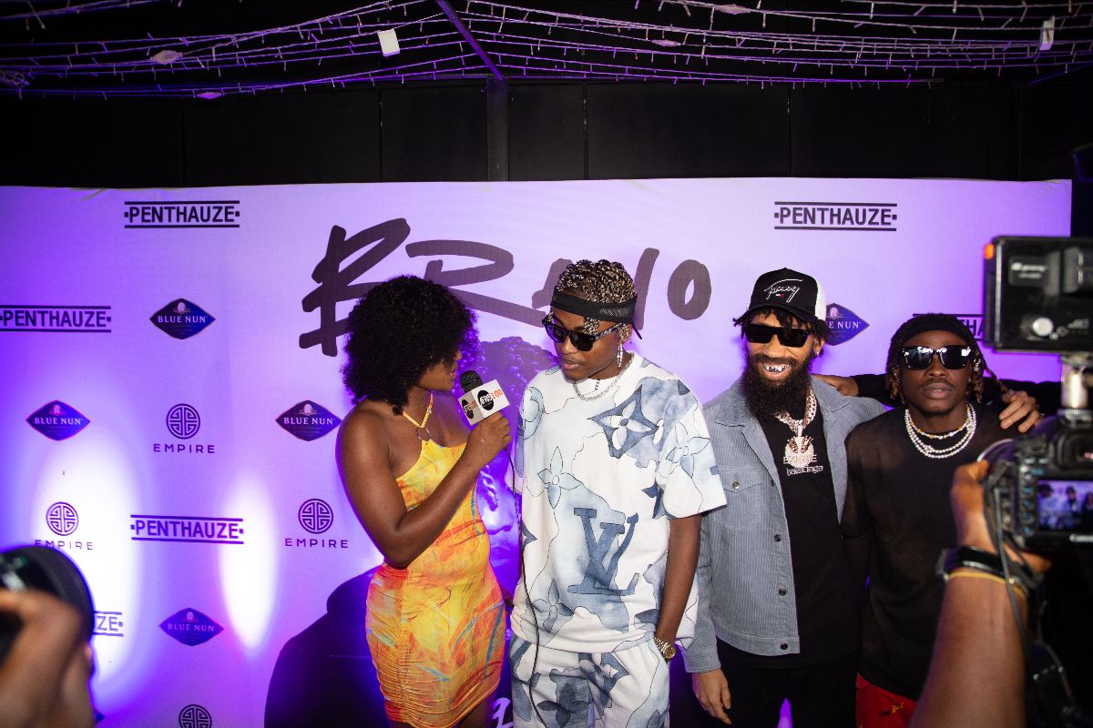 SUPERBOY CHEQUE THRILLS AUDIENCE TO AN INTIMATE LIVE PERFORMANCE ...